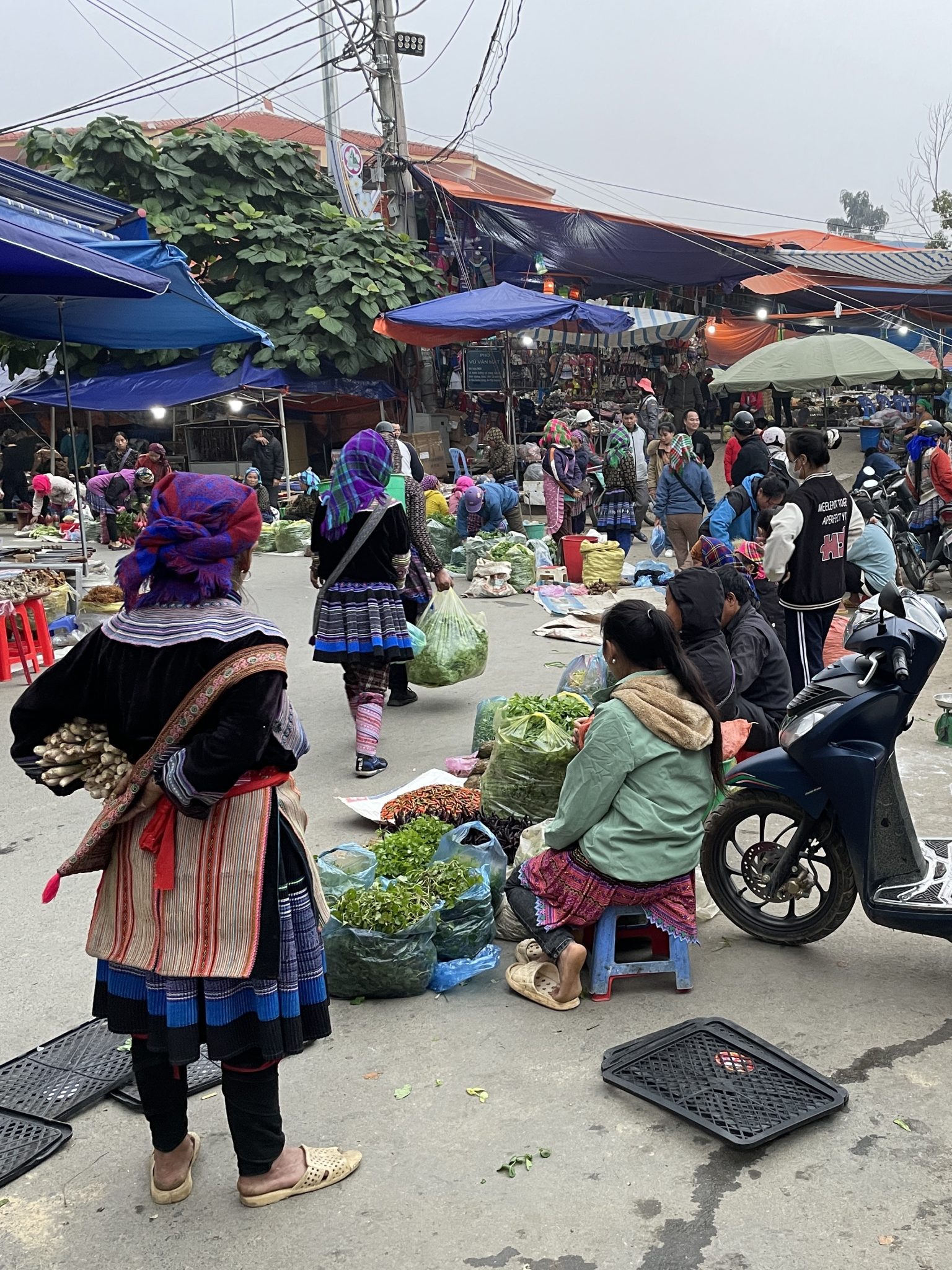 Ultimate Guide to Visiting the Bac Ha Market in Vietnam - CARRY ON ONLY