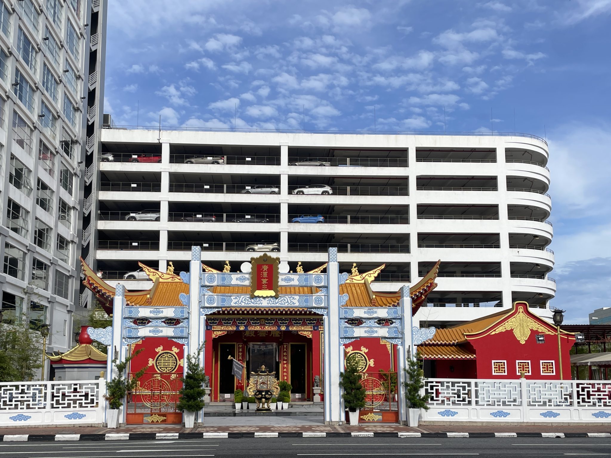 Brunei Bucket List: 24 Best Things to See and Do - CARRY ON ONLY